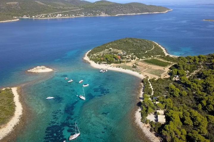 Blue & Green Cave tour from Hvar - Excursions - HvarBoats